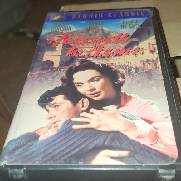 Media | A Farewell To Arms Vhs Tape | Poshmark